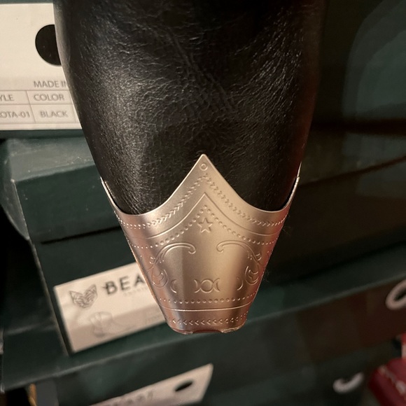 BEAST FASHION | Shoes | Nwb Beast Fashion Dakota Black Western Ankle ...